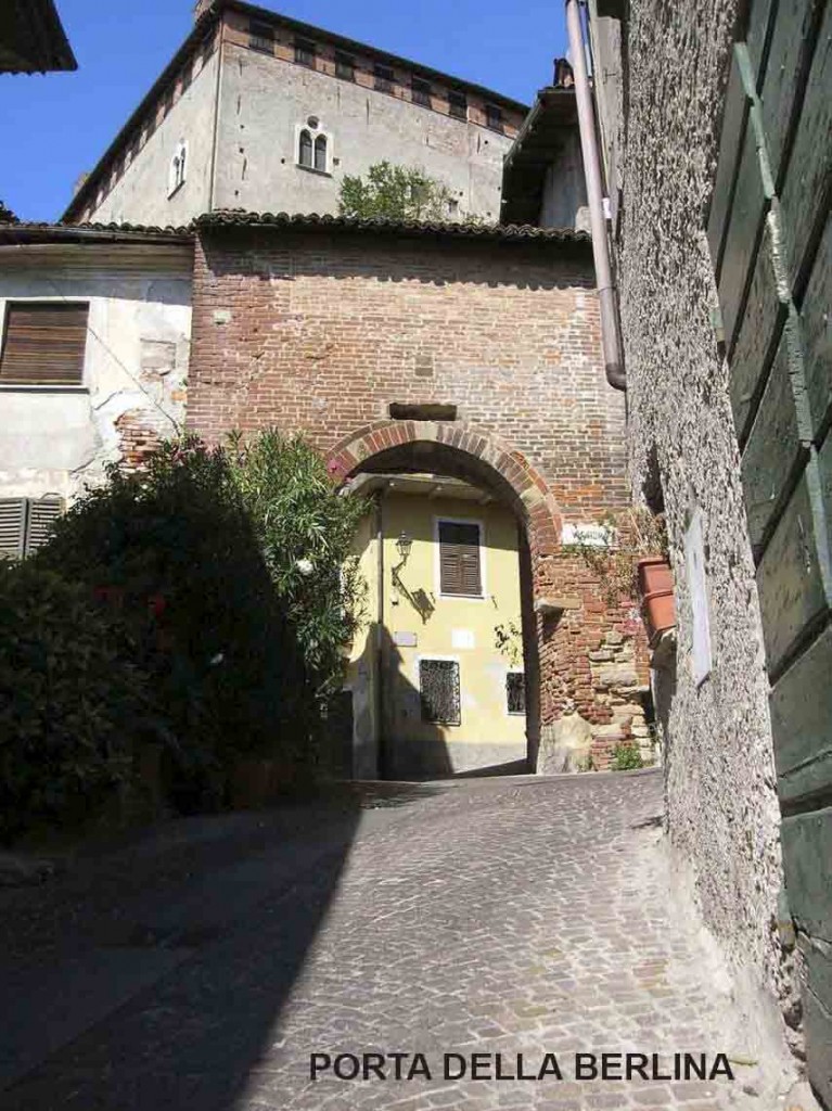 Castelletto d'Orba (AL) : Castello e altri edifici medievali - Archeocarta